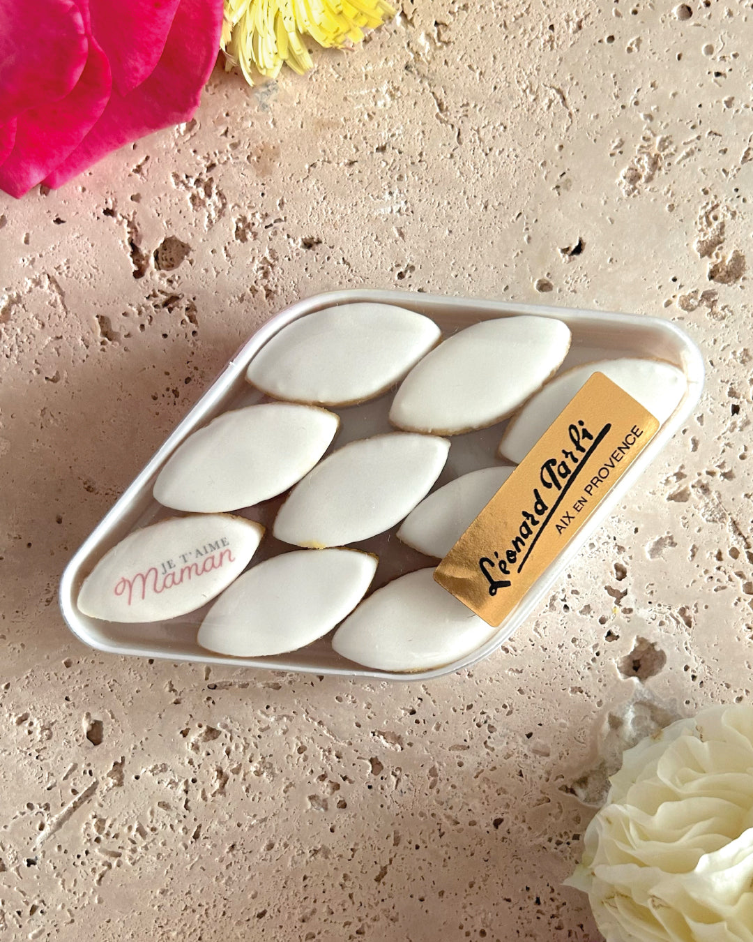 Mini Calissons : La Gourmandise en Format Réduit – Léonard Parli