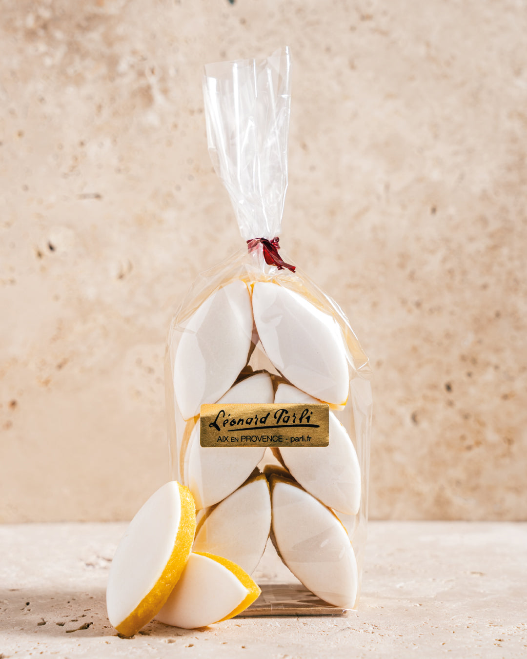 Découvrez l'Excellence des Calissons d'Aix – Léonard Parli